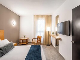 Quarto Duplo ou Twin Clássico | Camas de colchão Select Comfort, cofre no quarto 