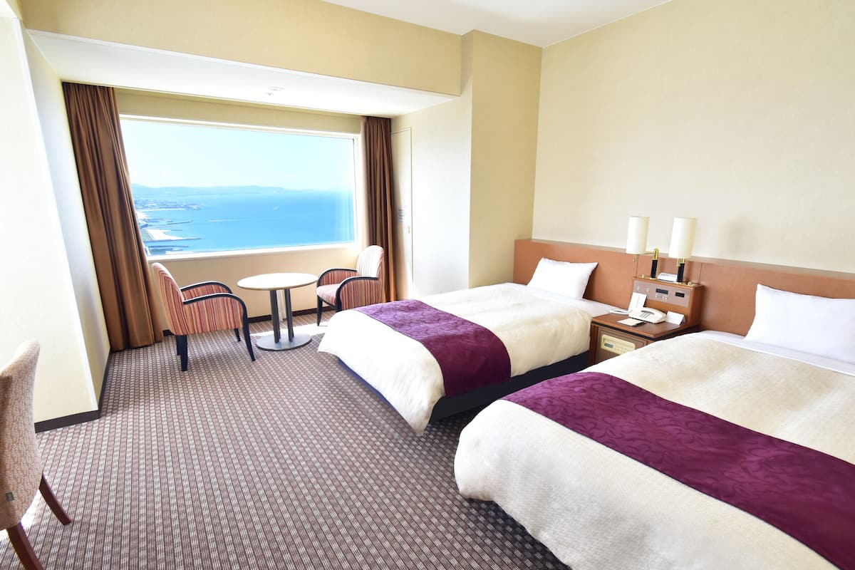 Quarto Twin Superior, não fumadores, no canto | Edredões de penas, cofre no quarto, cortinas/cortinados opacos