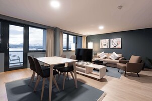 Suíte (Master) | Cofres nos quartos, Wi-Fi de cortesia, roupa de cama