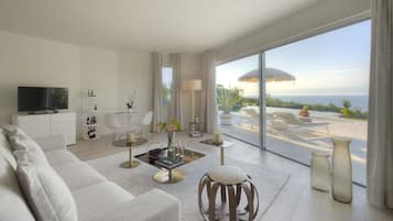 Villa (Praia) | 1 quarto, roupa de alta qualidade, edredões de penas, cofre no quarto