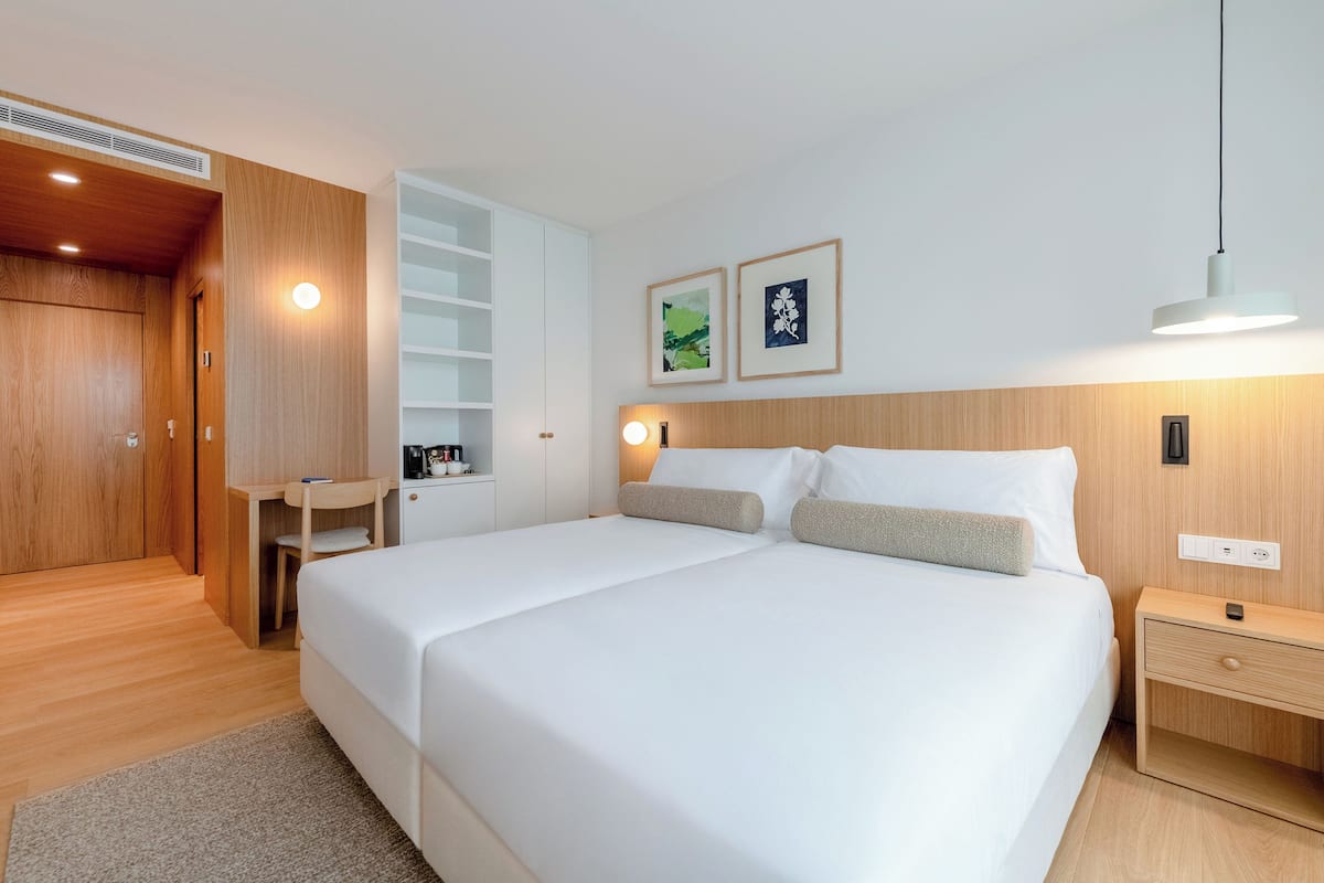 Quarto casal ou duplo superior | Roupas de cama premium, Wi-Fi de cortesia, roupa de cama