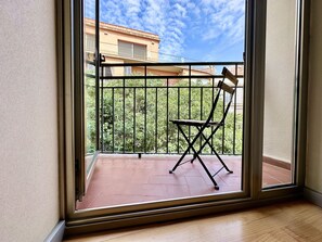 Quarto Triplo | Vista da varanda