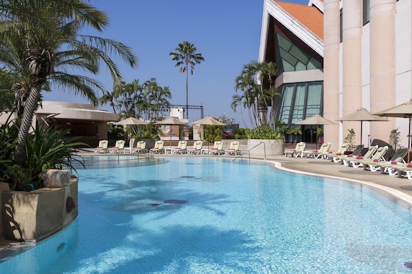 Piscina externa