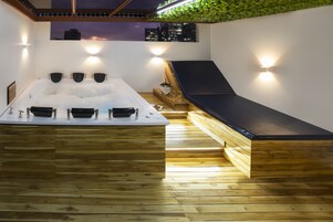 Banheira de hidromassagem exterior