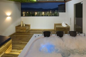 Banheira de hidromassagem exterior