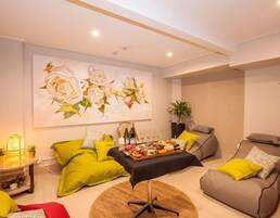 Tratamentos corporais, aromaterapia, massagens de pedras quentes 