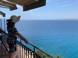 Quarto, varanda, vista para o mar (Privilege) | 1 quarto, camas de colchão Select Comfort, minibar 