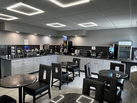 Pequeno-almoço tipo buffet diário incluído