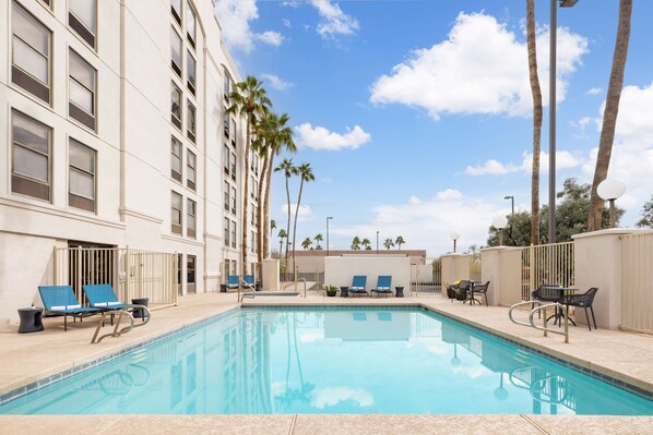 Piscina exterior 