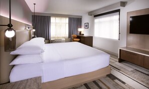 Quarto Premier, 1 cama king-size, no canto | 1 quarto, roupa de alta qualidade, cofre no quarto, secretária 