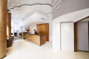 Check-in e check-out automático