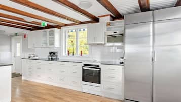 Villa Standard, várias camas, não fumadores (Living Room) | 1 quarto, cortinas/cortinados opacos, berços/camas para crianças