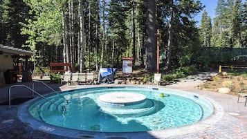 Casa, 3 quartos (Private Homes) | Piscina externa