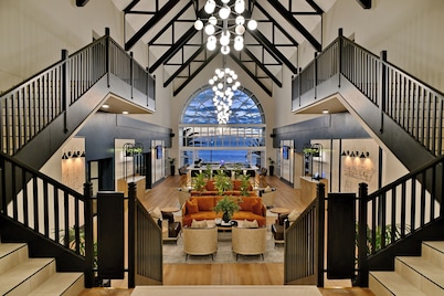 Courtyard Hotel Gqeberha