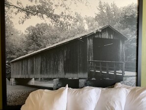 Cofre no quarto, secretária 