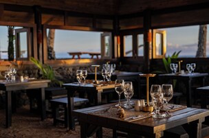 5 restaurantes: opção de café da manhã, almoço e jantar