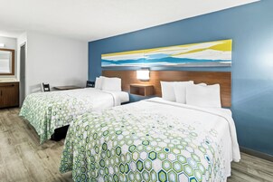 Cortinas blackout, Wi-Fi de cortesia, roupa de cama, despertadores