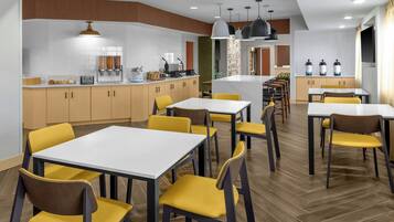 Pequeno-almoço takeaway diário incluído