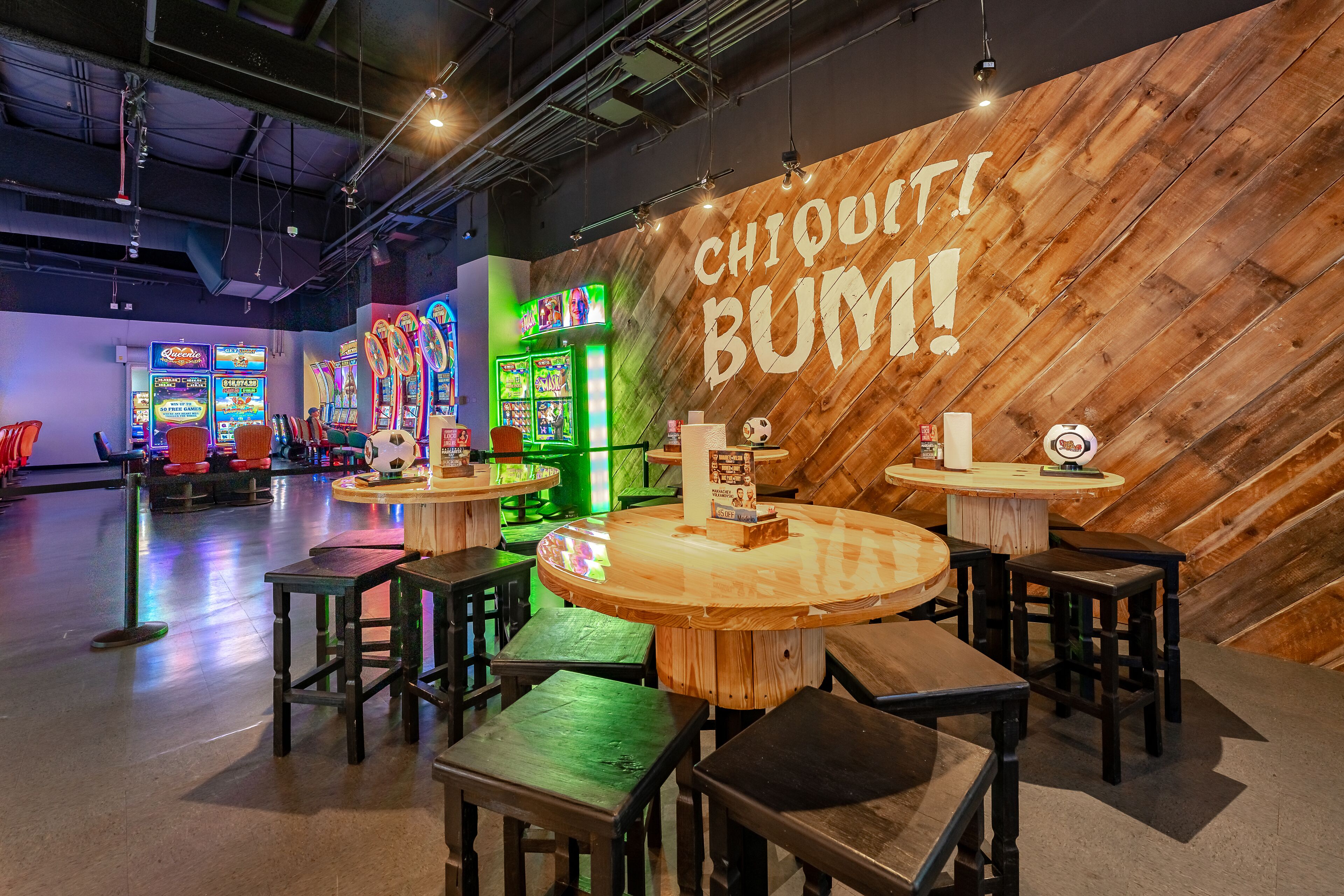 Hotel Jefe at Ojos Locos Reviews, Deals & Photos 2024 - Expedia