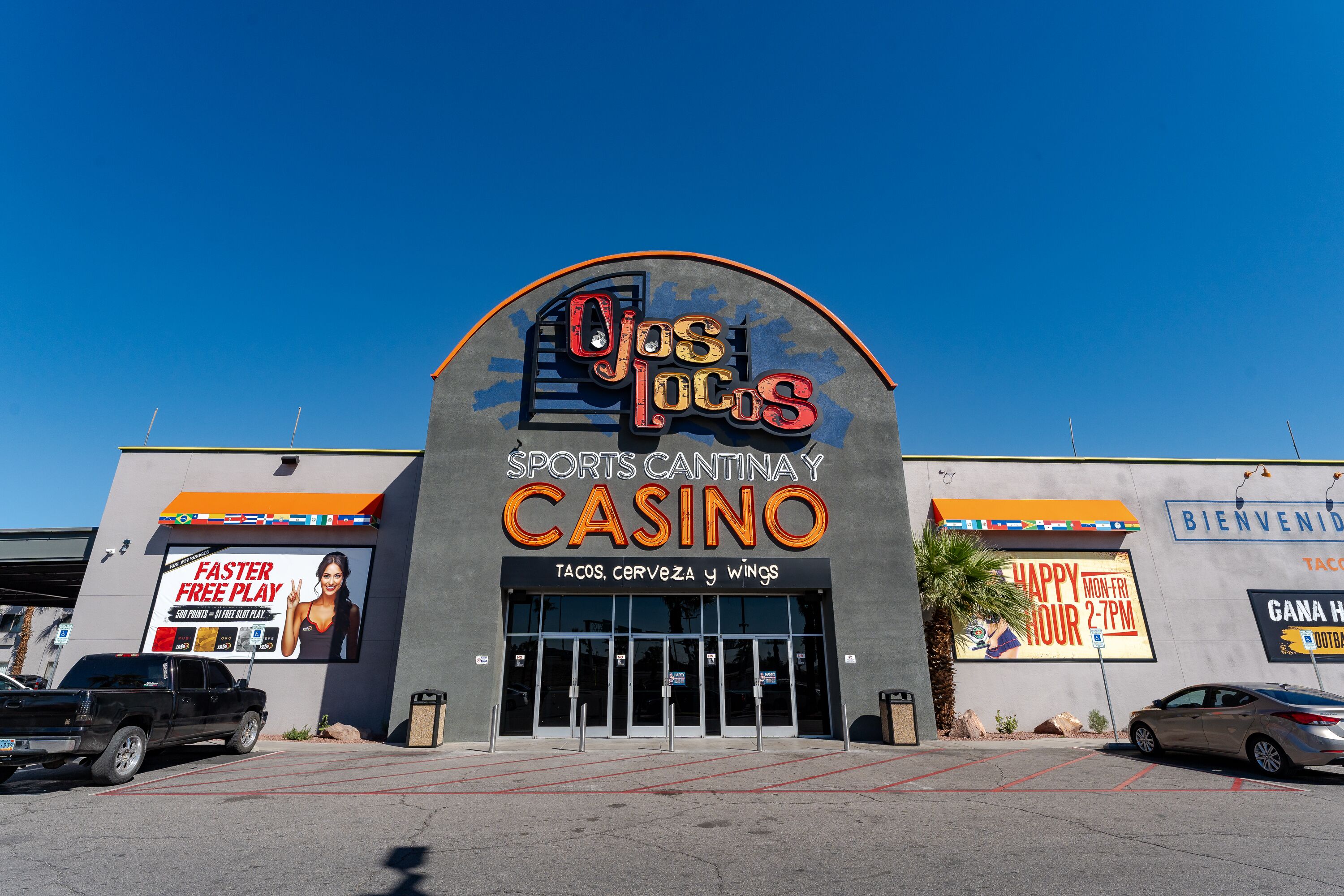 Hotel Jefe at Ojos Locos Reviews, Deals & Photos 2024 - Expedia