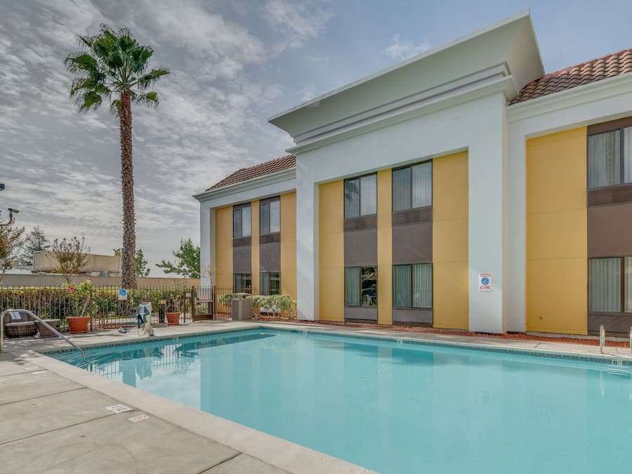 Piscina exterior