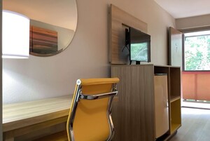 Quarto Duplo, 2 camas de casal | Secretária, camas desdobráveis, Wi-fi grátis, roupa de cama fornecida 