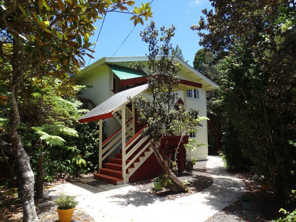 Volcano Hale - Volcano, HI