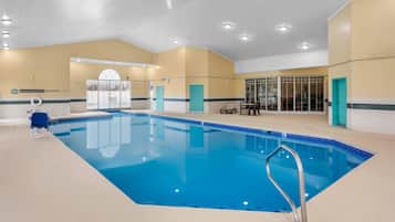 Piscina interior, piscina exterior