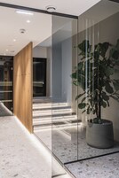 Sauna seca, sauna a vapor