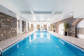 Piscina interior 