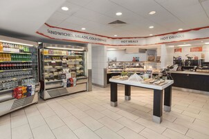 Pequeno-almoço inglês diário (7.50 GBP por pessoa) 