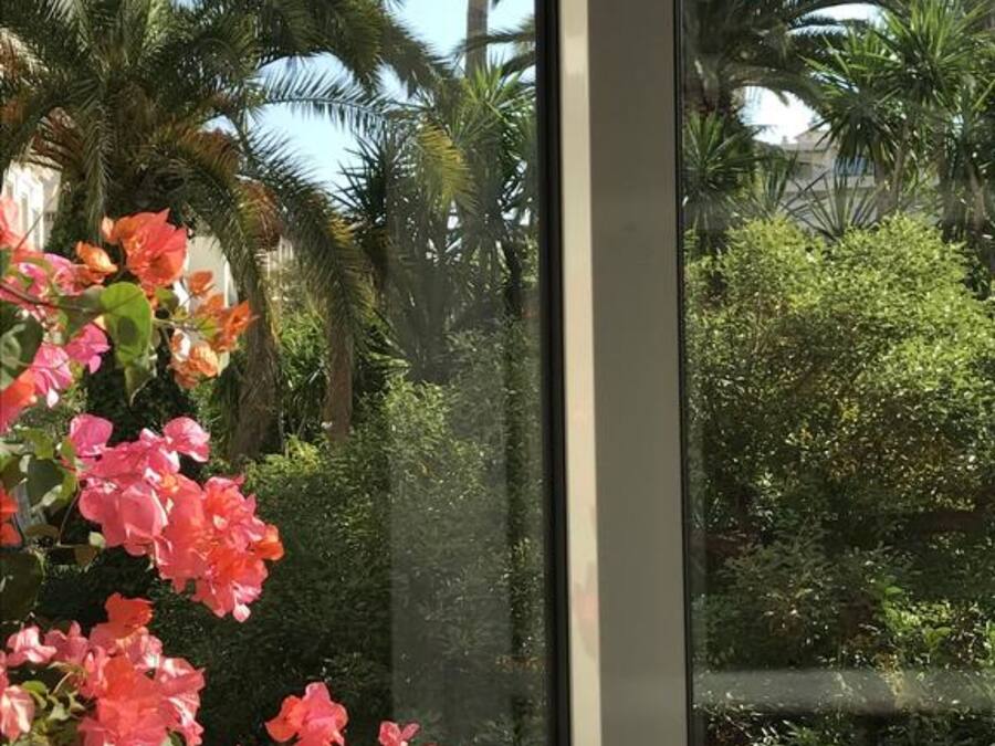 Quarto Duplo, vista para o jardim (with SPA access - Sauna and Jacuzzi) | Vista para o jardim