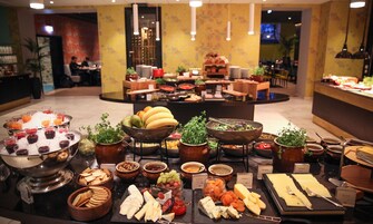 Pequeno-almoço tipo buffet diário incluído 