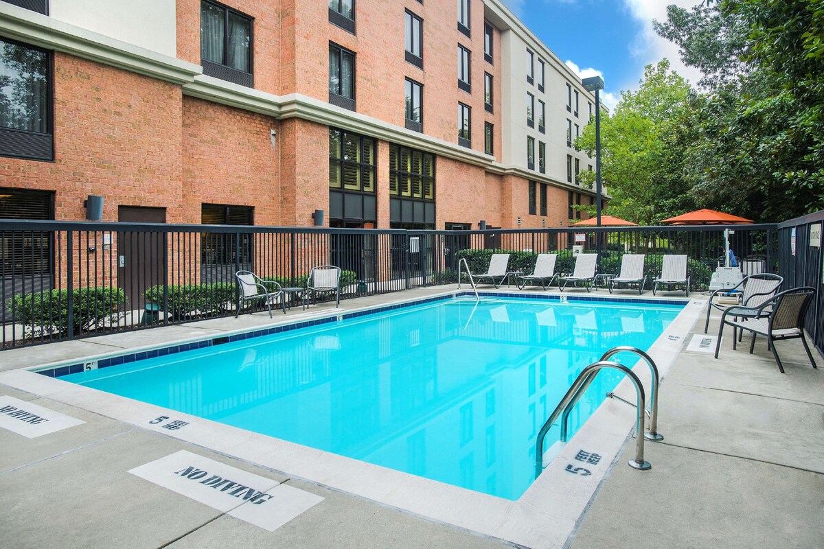 Hampton Inn & Suites Annapolis Reviews, Deals & Photos 2023 - Expedia