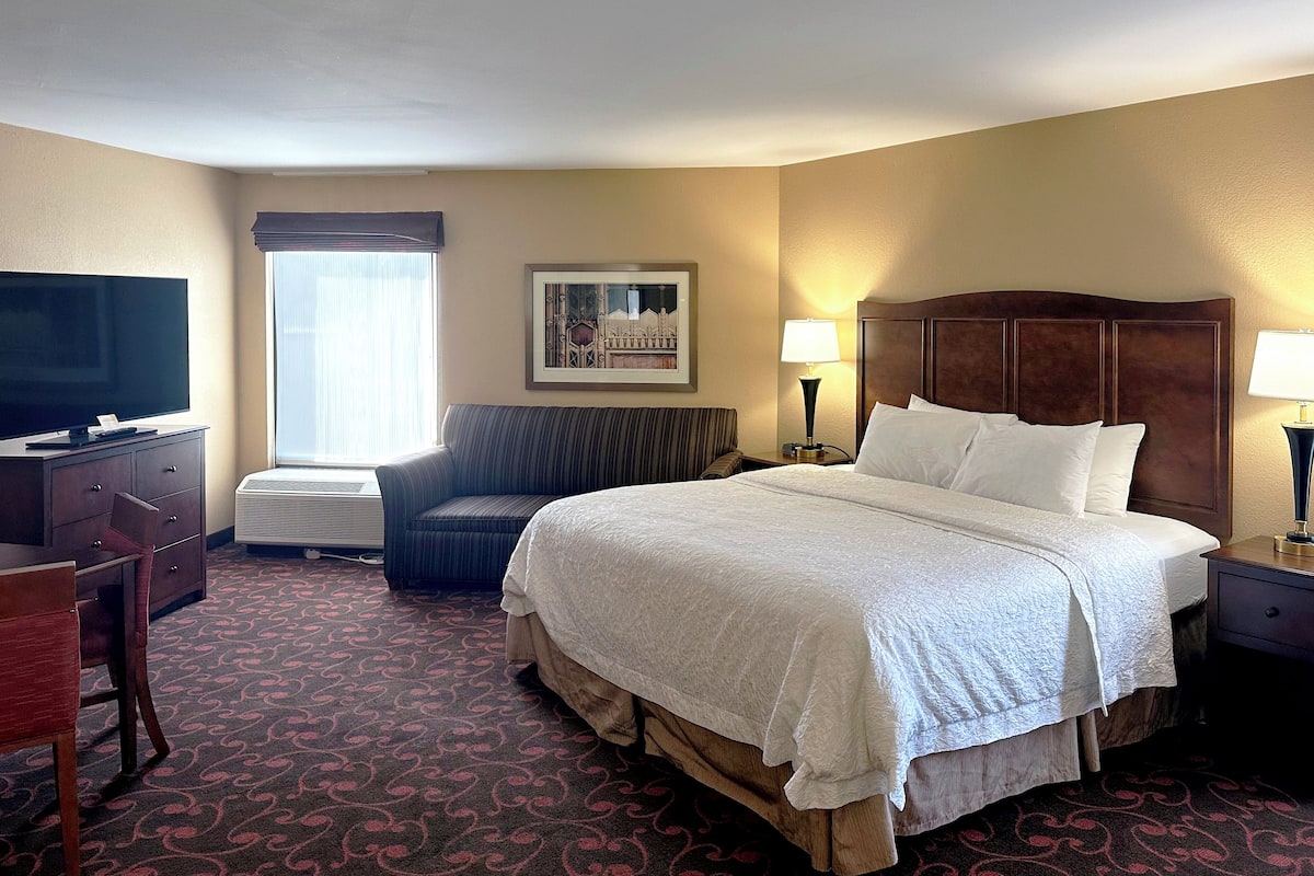 2 King Beds Family Suite | 1 quarto, roupas de cama premium, cofres nos quartos, escrivaninha