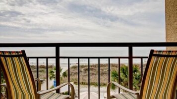 Quarto standard, 1 cama King, acessível, para não fumantes (with Sofabed) | Roupas de cama antialérgicas, cofres nos quartos, escrivaninha