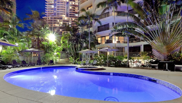 Genesis Apartments By Gold Coast Premium - Surfers Paradise