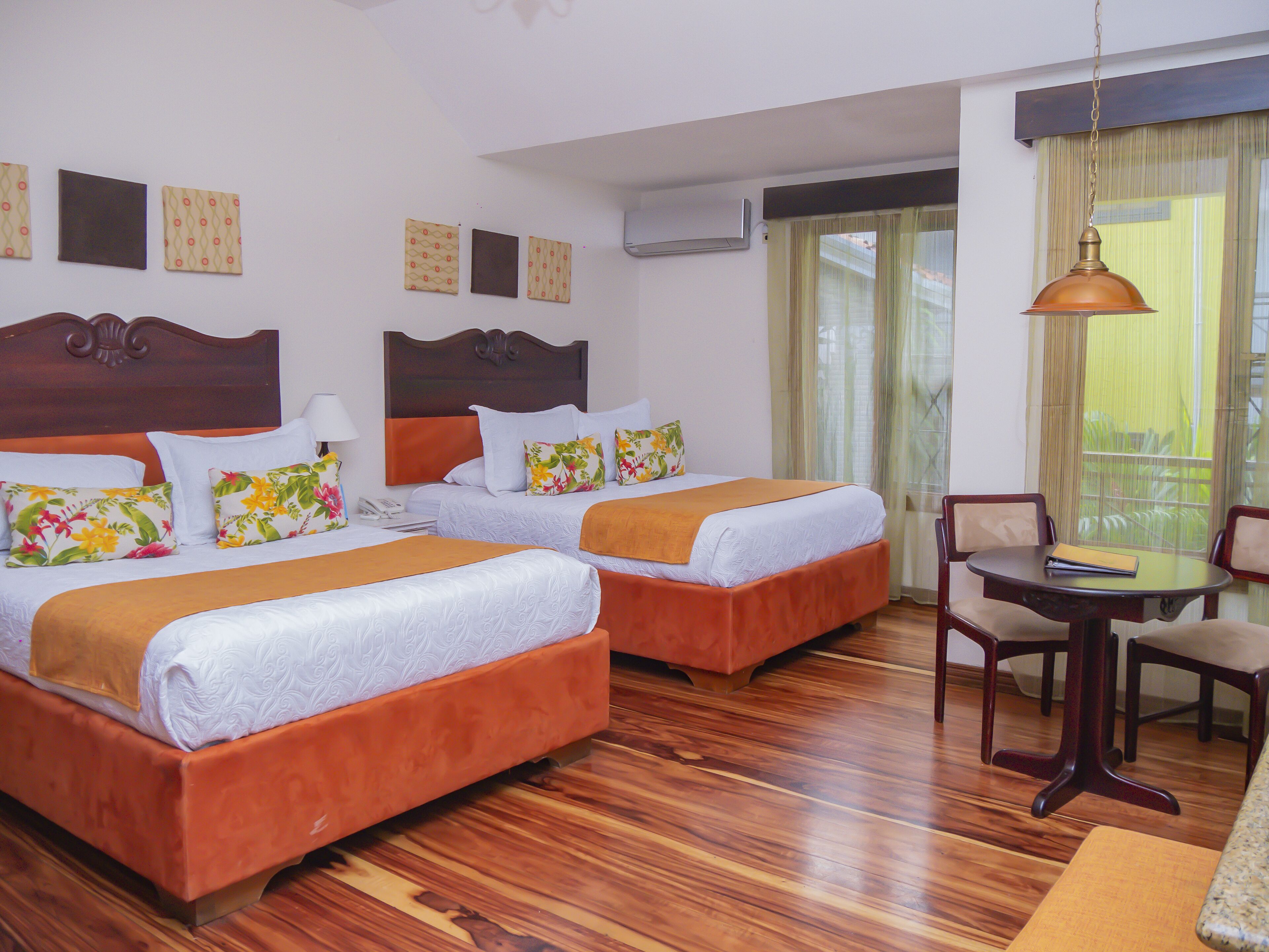 El Rodeo Estancia Boutique Hotel & Steakhouse, San José: Room, Prices ...