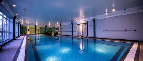 Piscina interior