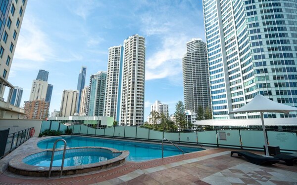 Voco Gold Coast - Surfers Paradise