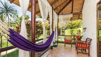 Quarto Duplo Deluxe (King) | Terraço/pátio interior