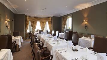 Pequeno-almoço completo diário incluído