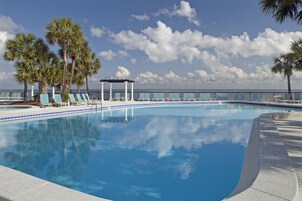 4 piscinas exteriores 
