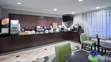 Pequeno-almoço tipo buffet diário incluído