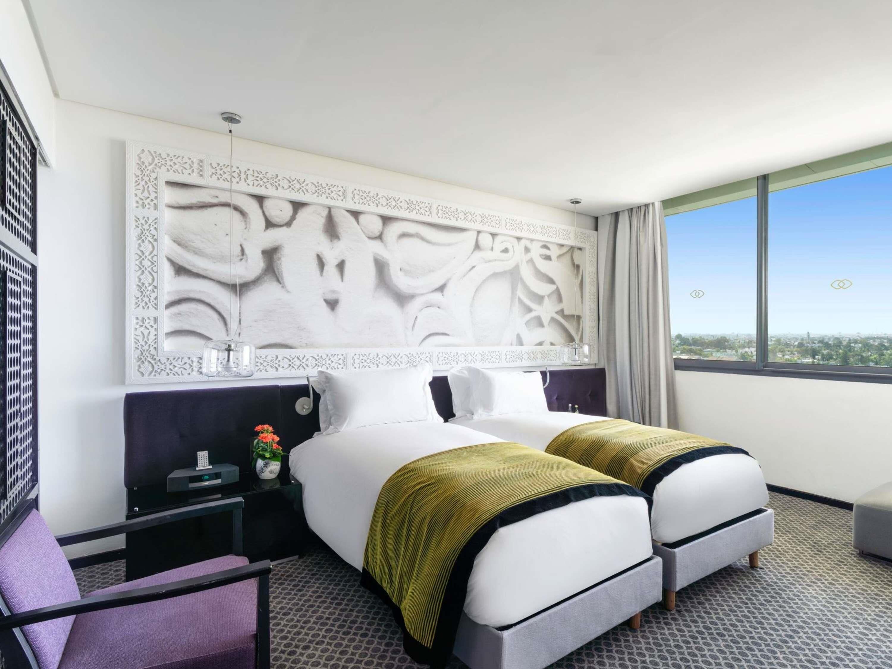 Quarto Superior, 2 camas individuais | Roupa de alta qualidade, minibar, cofre no quarto 