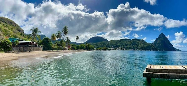 The Still Beach House - Saint Lucia