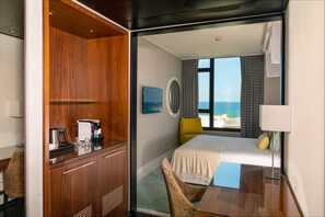 Superior Sea View | Edredões de penas, cofre com capacidade para portátil, secretária 