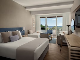 Quarto Familiar, vista para o mar | Minibar, cofre no quarto, quartos insonorizados, Wi-fi grátis