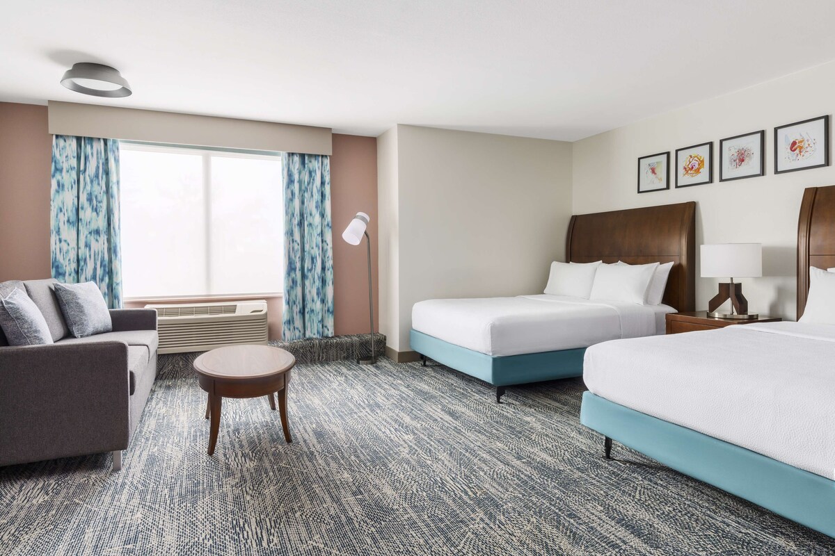 Hilton Garden Inn Orlando at SeaWorld Reviews, Deals & Photos 2024 ...