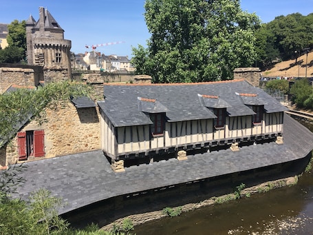 Exterior. The Originals Hôtel La Marébaudière